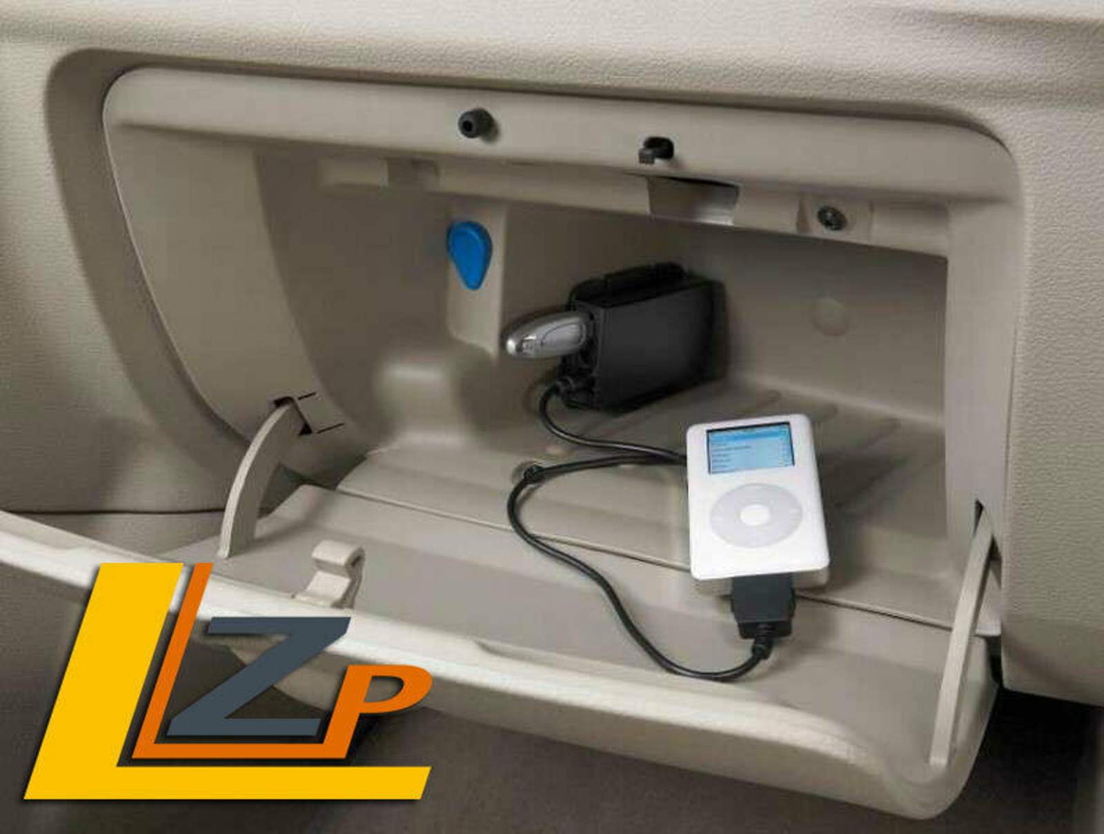 Original Renault Audio Connection Box USB MP3 iPod DVD : Biete Car Audio