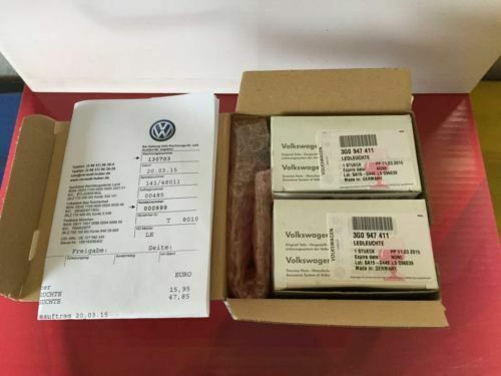 Original VW Passat B8 Einstiegsleuchte Türwarnleuchte 3G0947411 : Biete