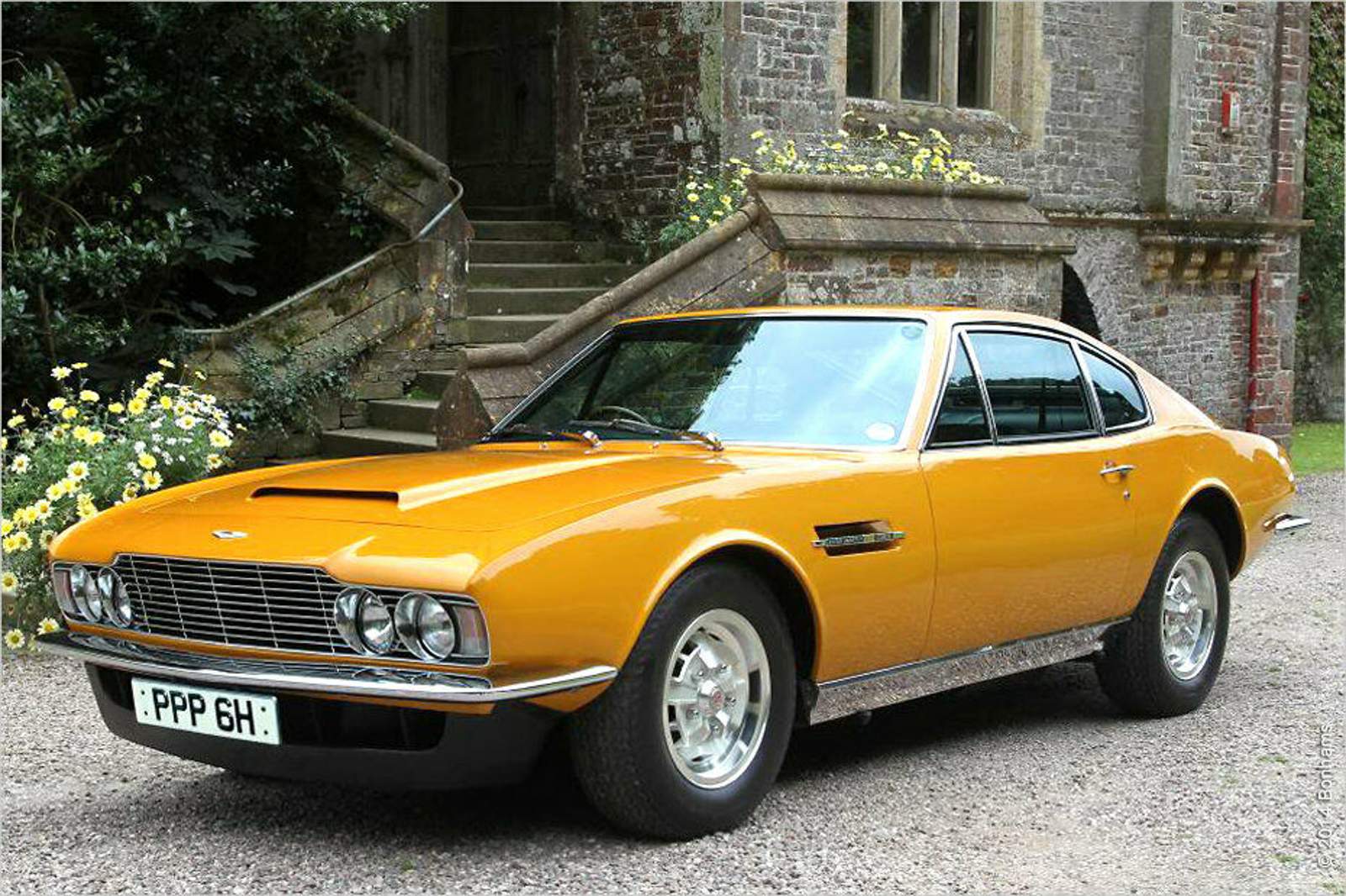 Aston Martin DBS aus „Die Zwei“ wird versteigert