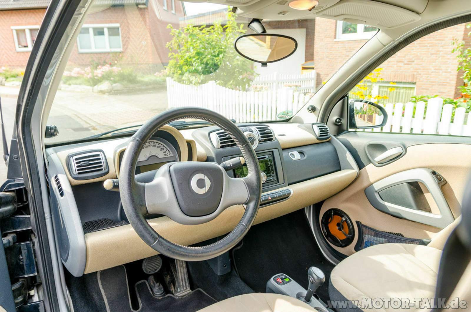 Smart MHD mit Servo, NSW, Ambientebeleuchtung und beige ...