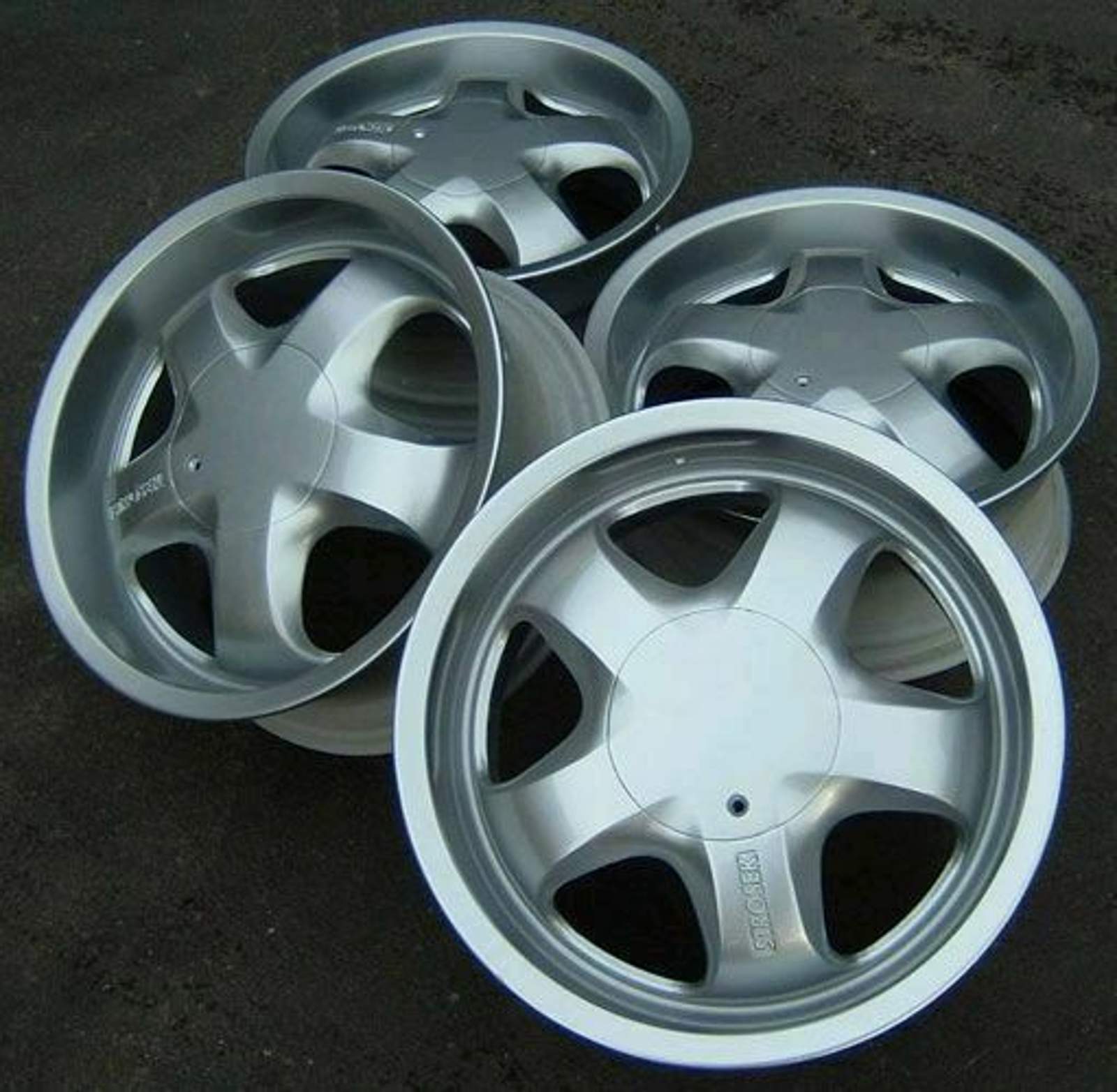 Teilegutachten Strosek 7x16 Felgen : Suche Volvo